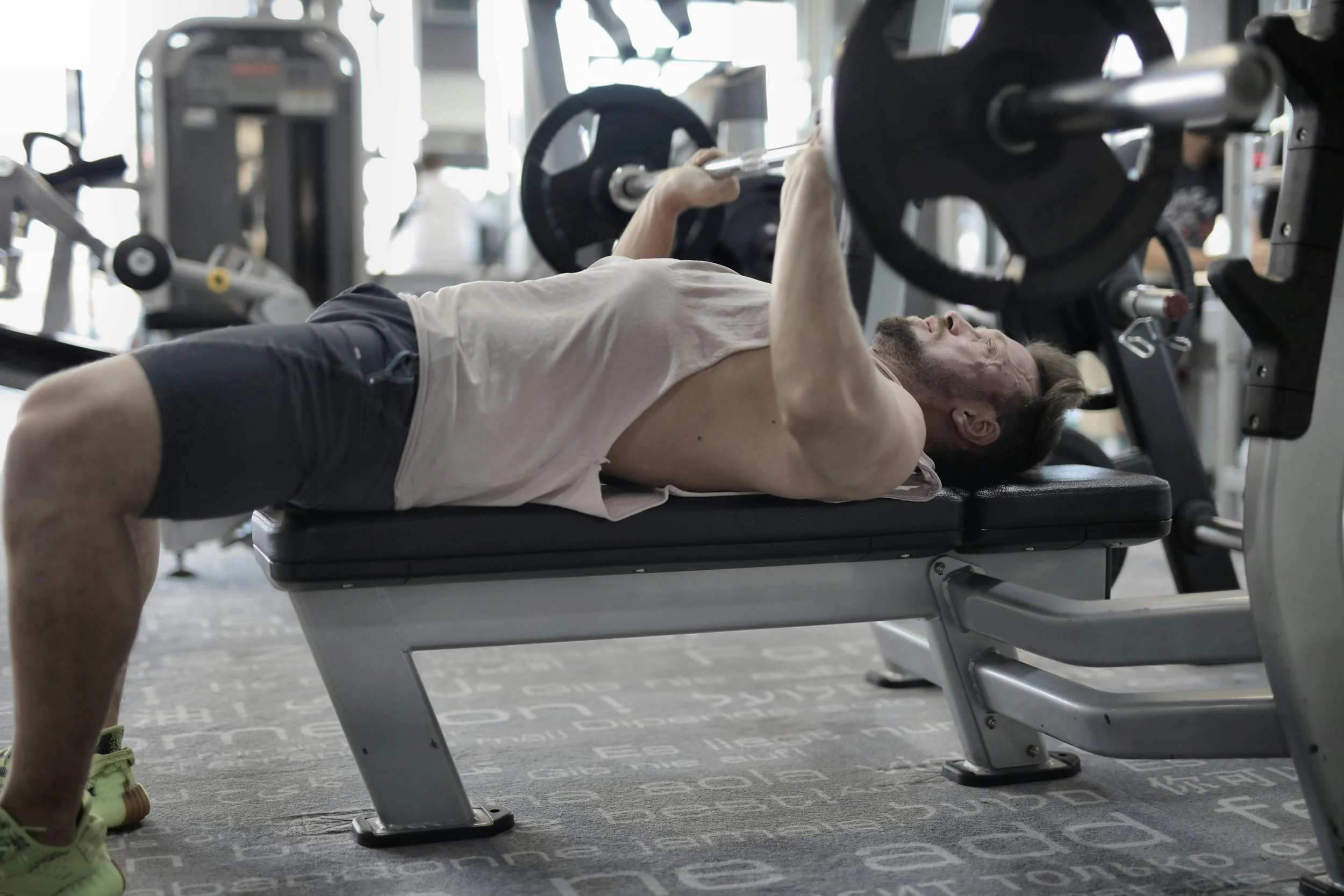 Shoulder Pain During Bench Press: Causes and Solutions — Elite HP