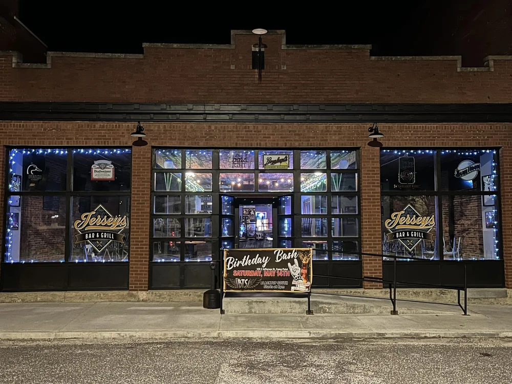 About Us — Jerseys Bar and Grill