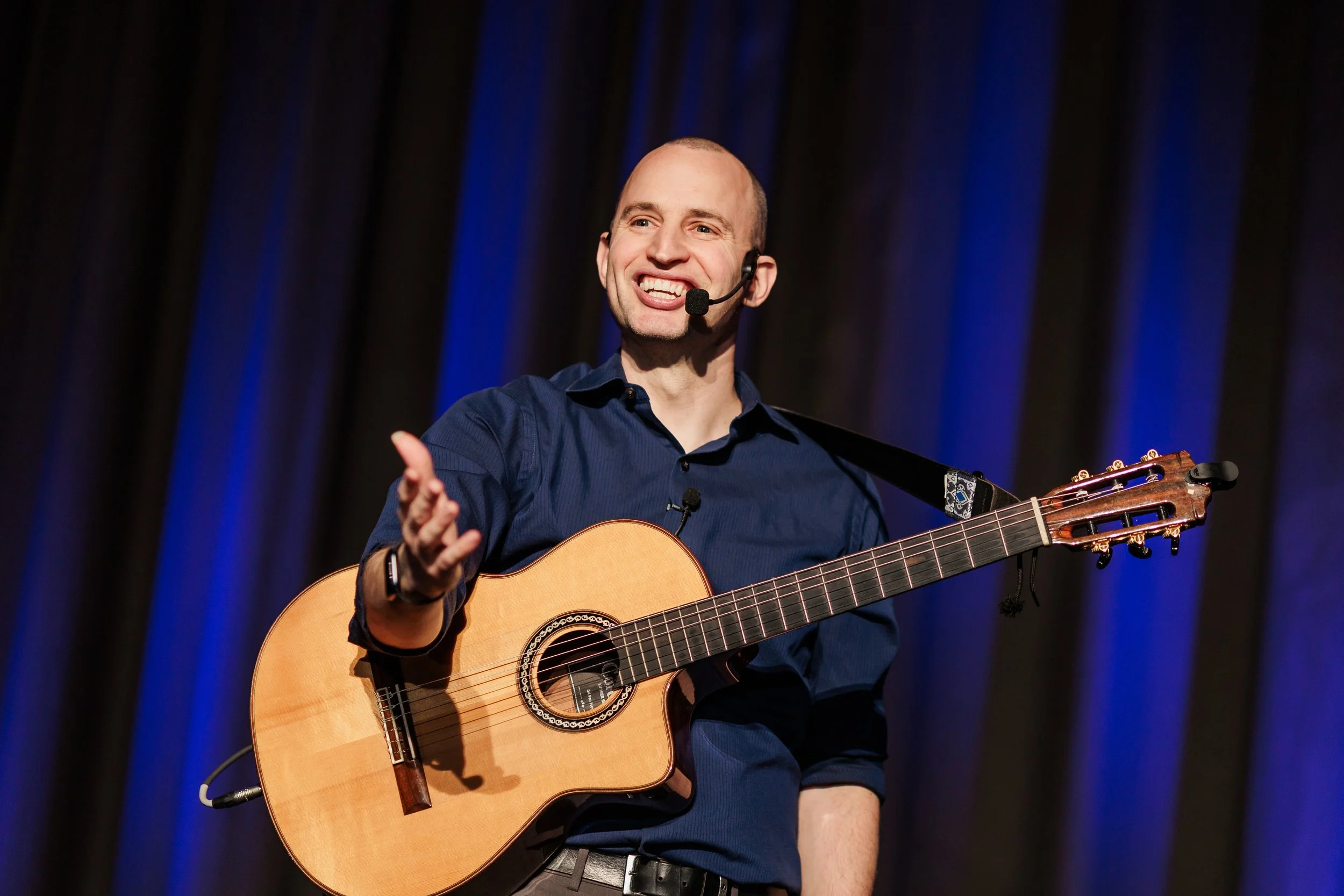 Jim Perona | Live Guitar Music and Keynote Concerts
