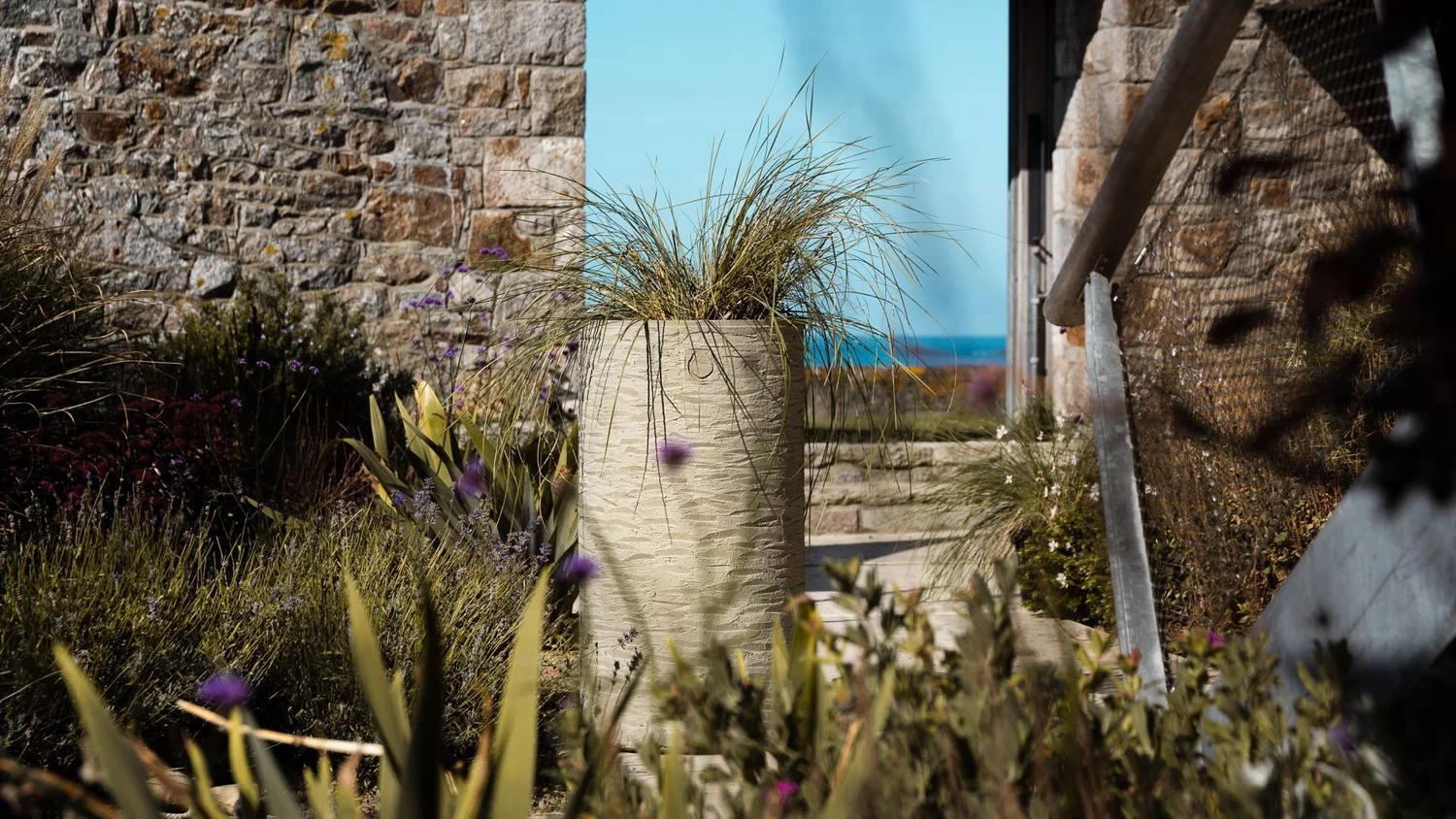 Torc Pots | Discover Custom Pot Solutions