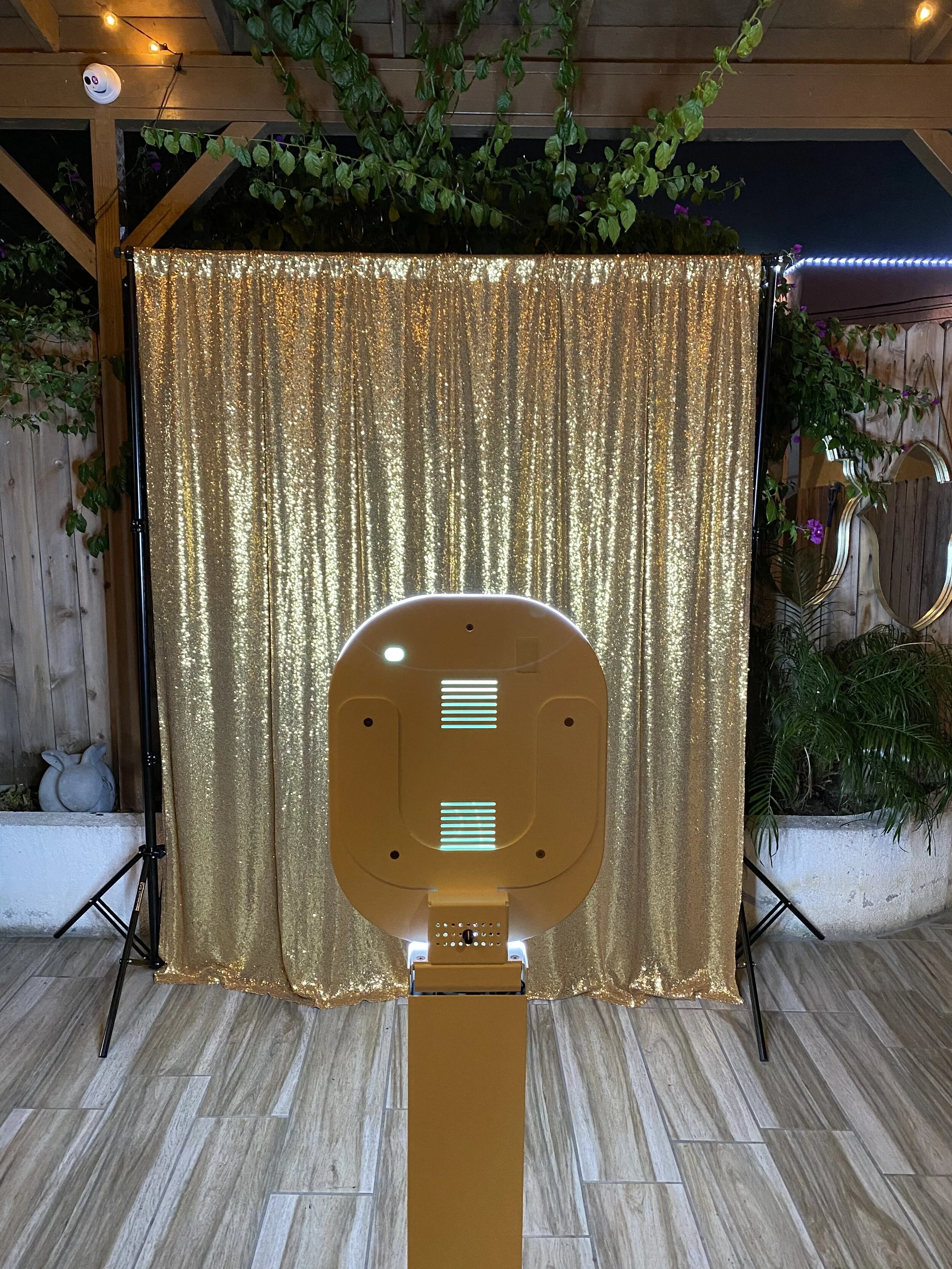 Boomerang, GIF, & Digital Props Photo Booths in Orange County & Los ...
