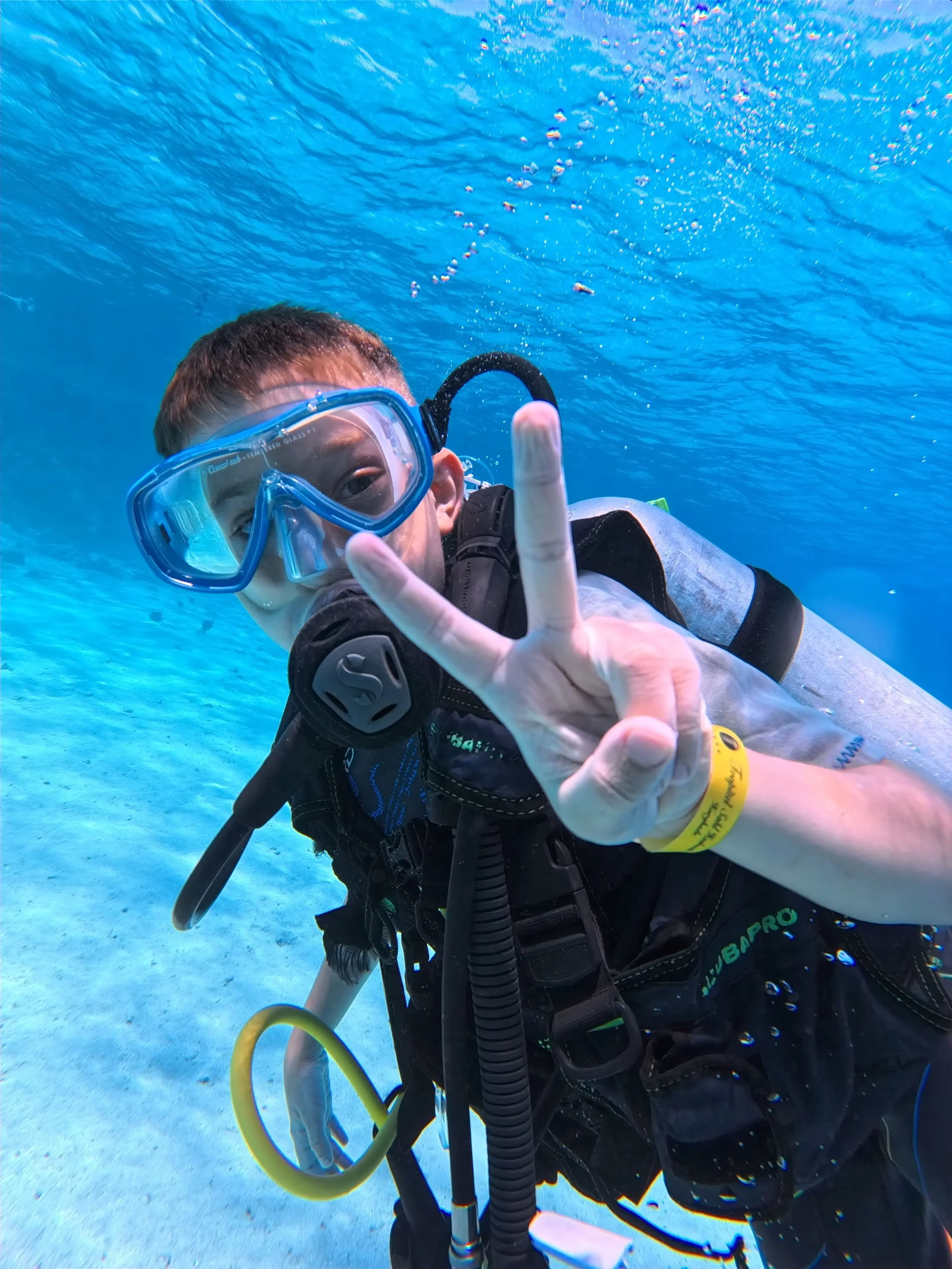 Book Dives and Courses in Hurghada — Dive RED