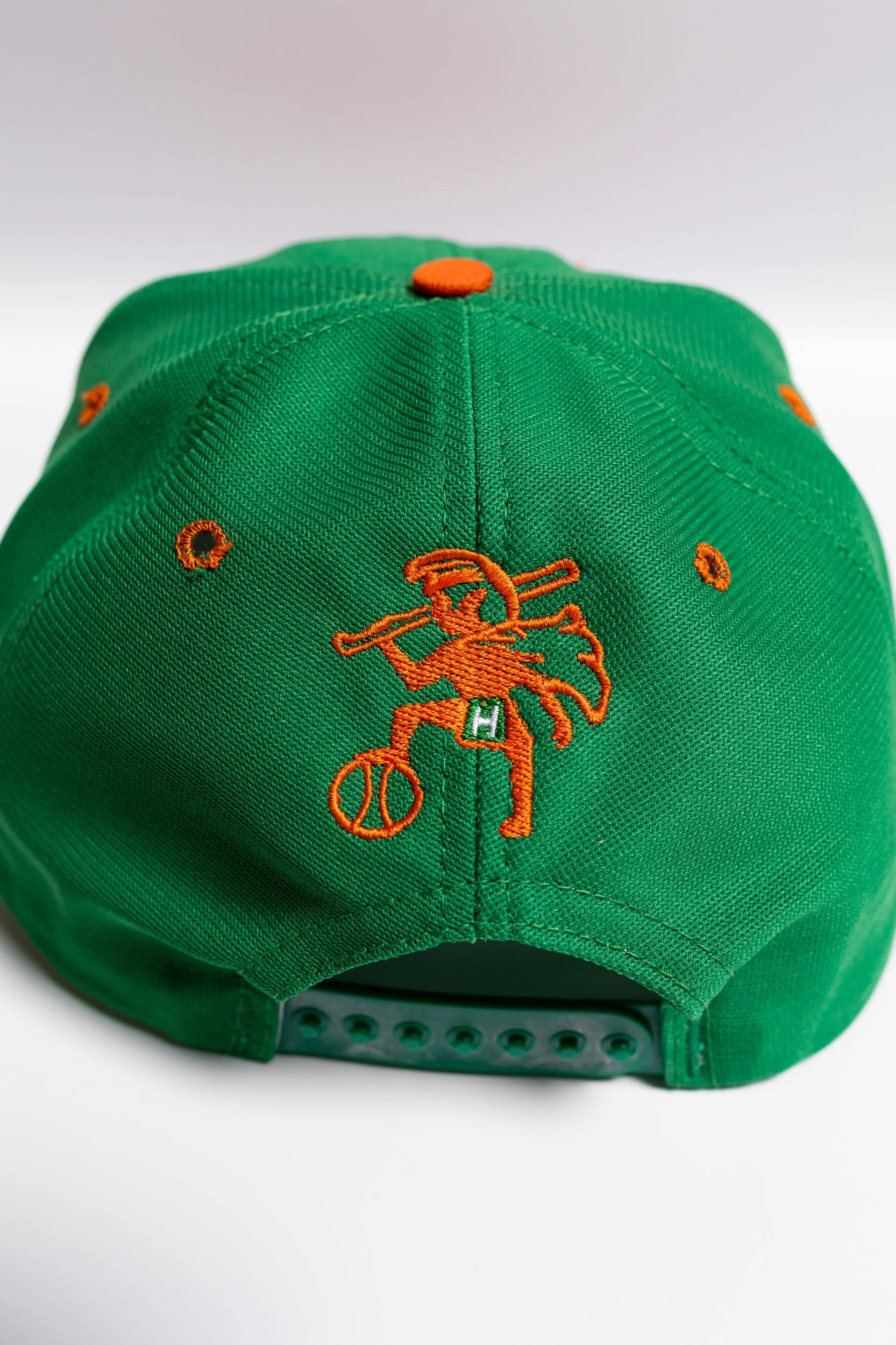 (Coming Soon 1/23/26) University of Hawaii Baseball Script Hat — The ...