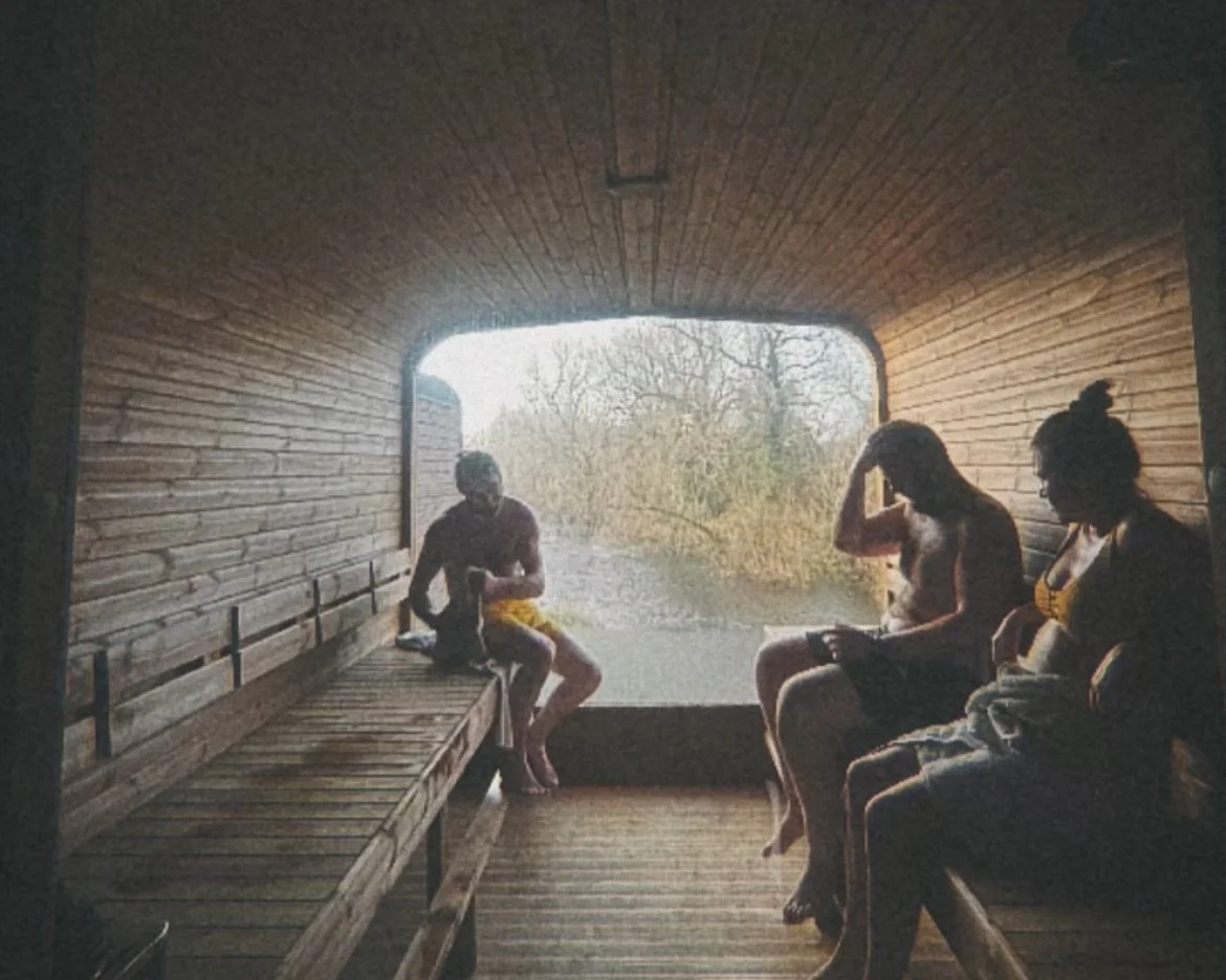 Treehouse Sauna | Relax by the River—Book Now