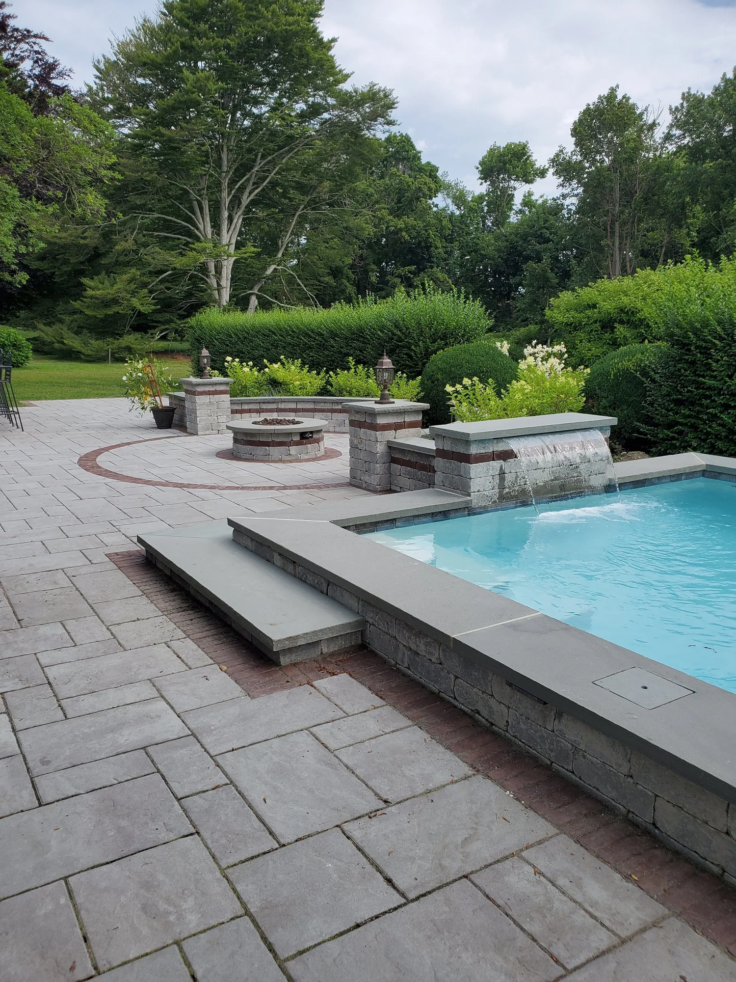Ideas for Masonry That Would Look Amazing Alongside an Inground Pool in ...