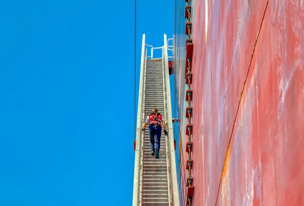 IMPA hails step change in SOLAS requirements for pilot transfer ...
