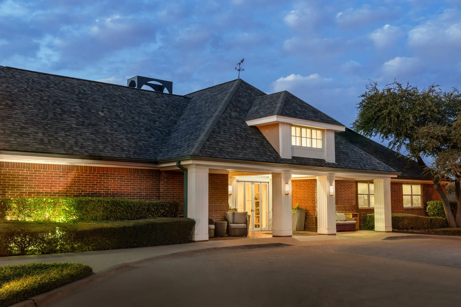 Addison Suites Hotel