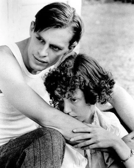 Biography — Shelley Duvall Archive