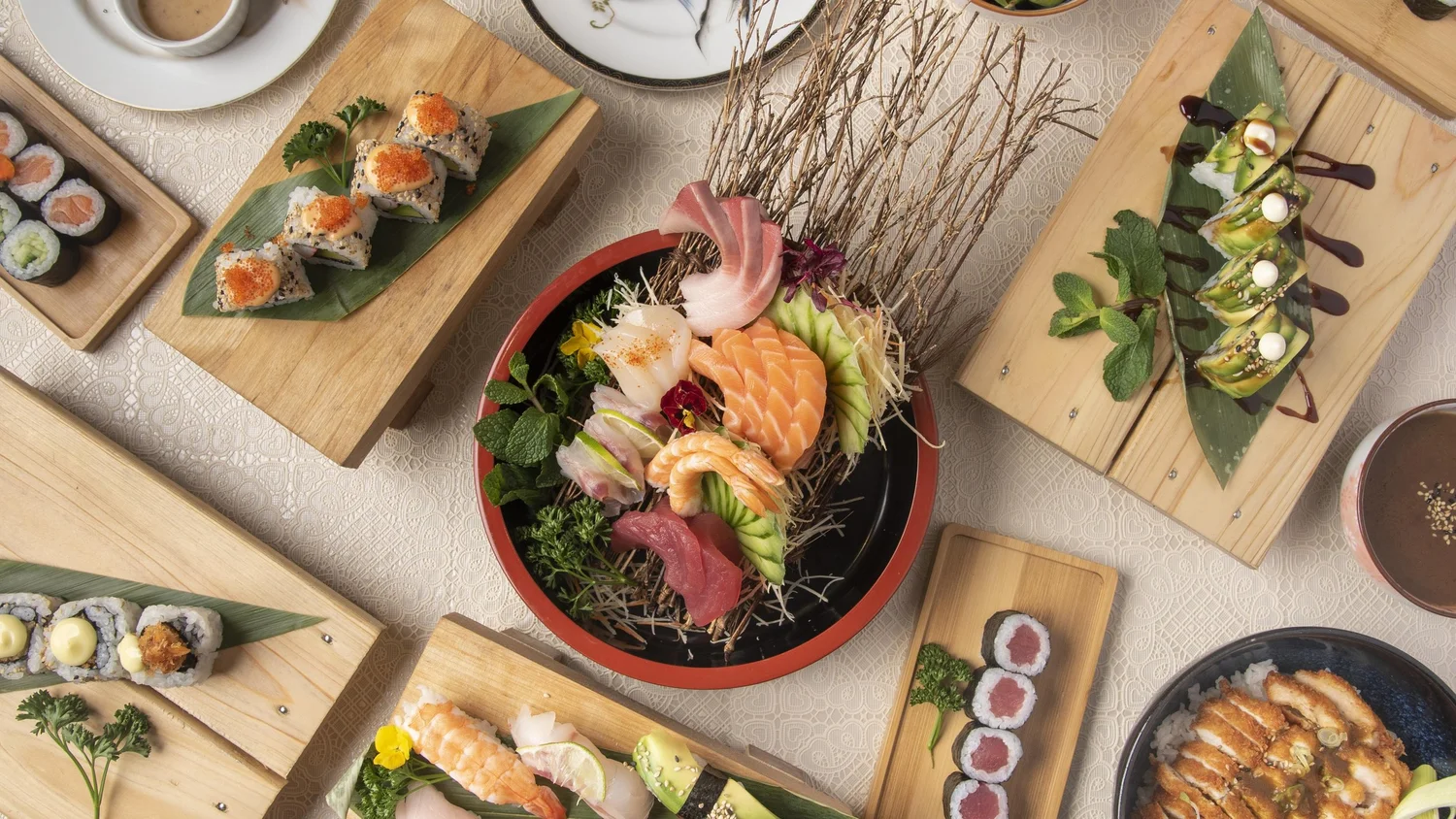 Sushi & Salad Stamford | Japanese Restaurant & Sushi Takeaway — Sushi ...
