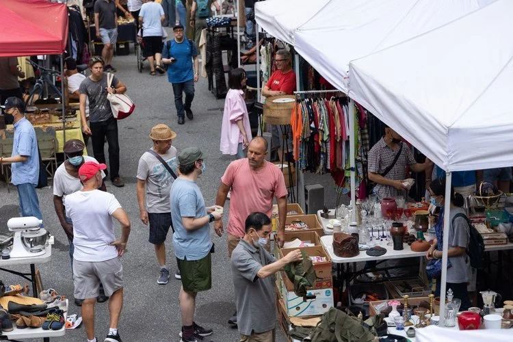 Chelsea Flea — Brooklyn Flea