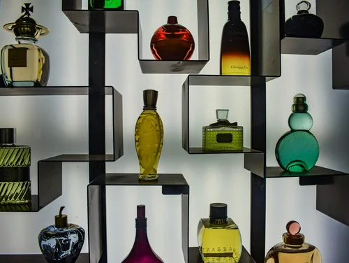 Winter Fragrance Layering Combinations — In The Notes