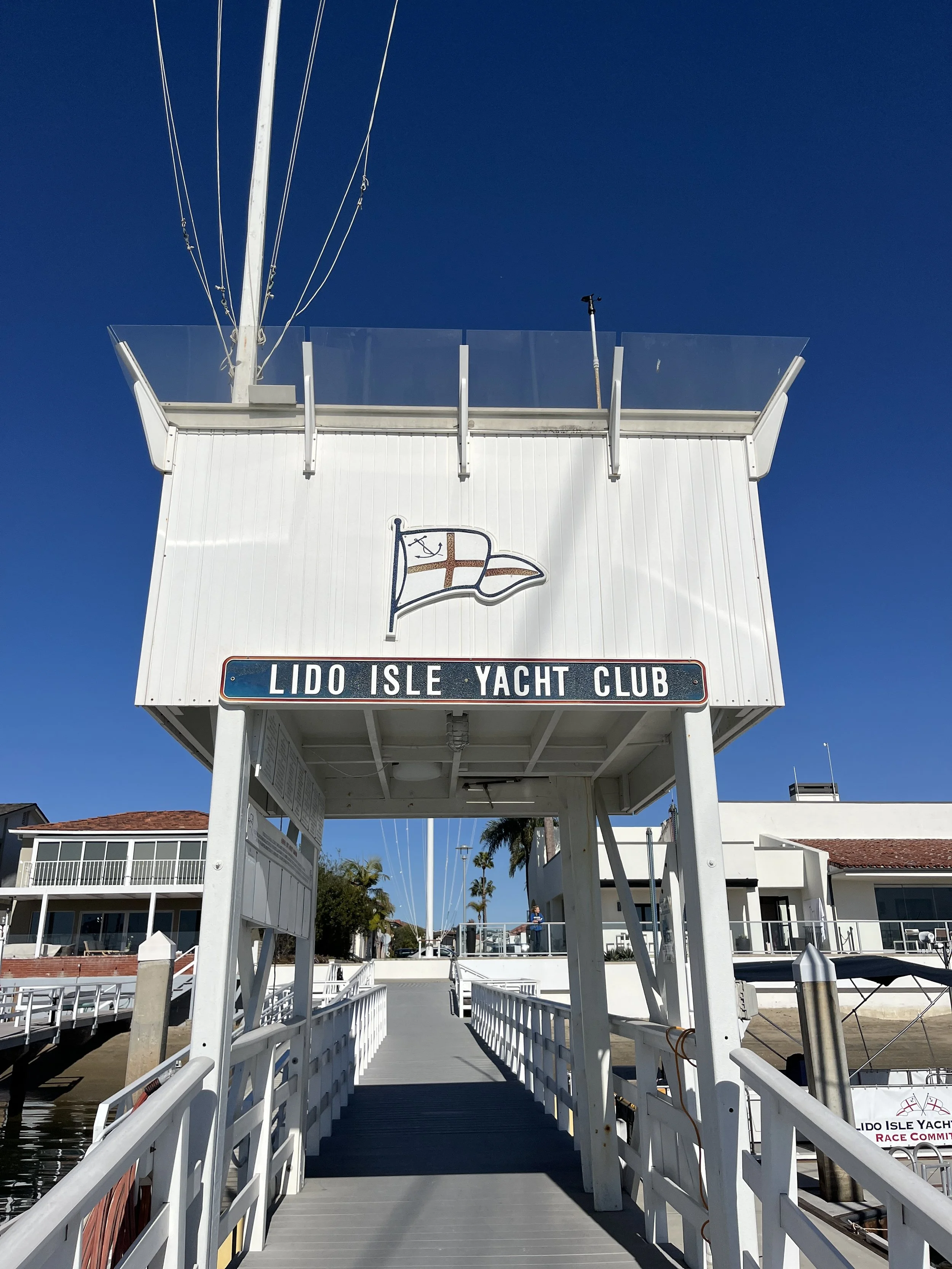Lido Isle Yacht Club