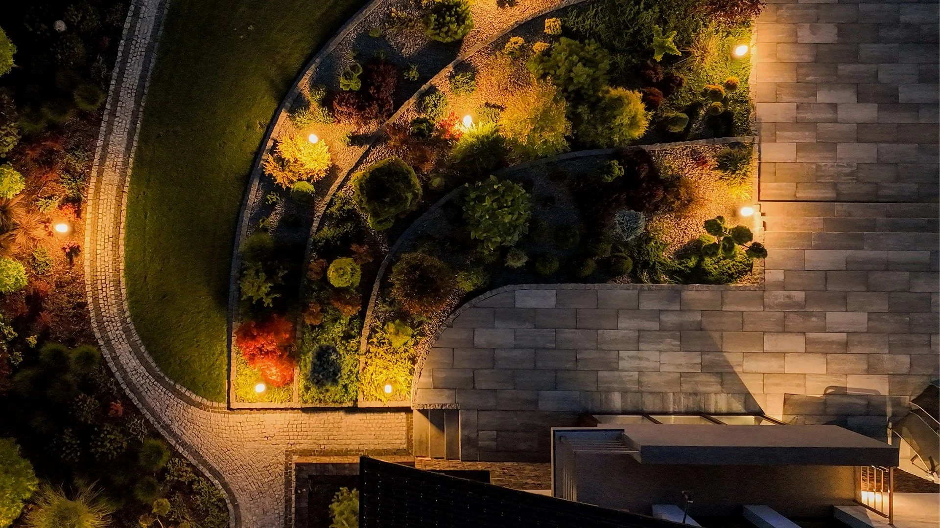 A&B Landscapes and Design Ltd