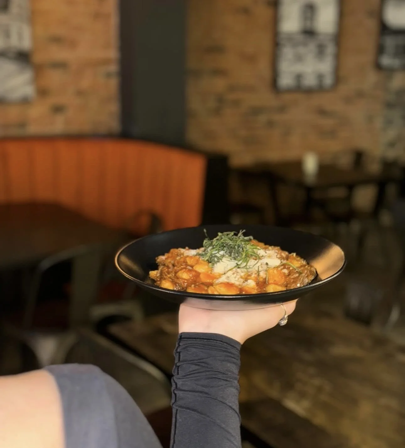 Kingston — The Caesar Company