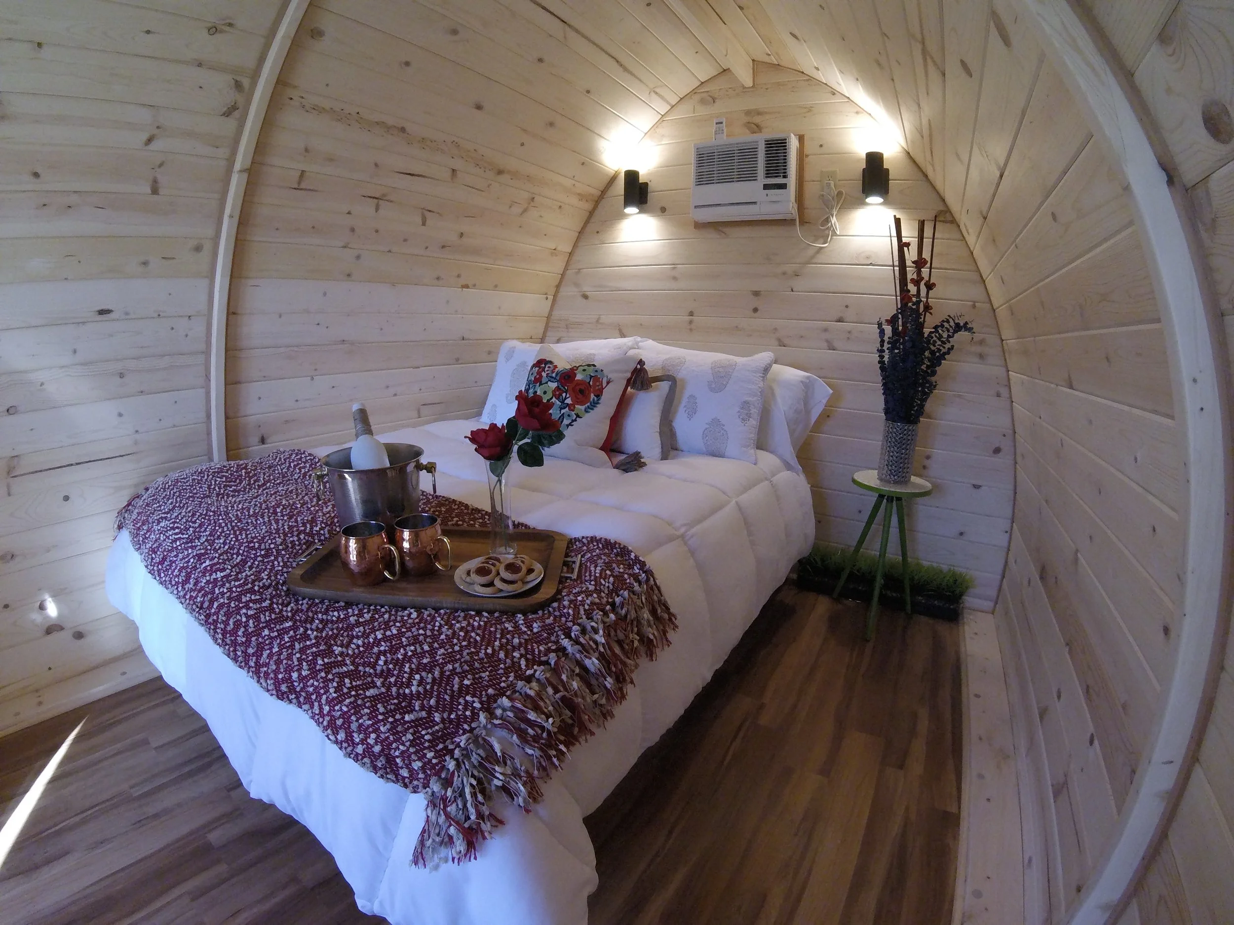 Standard Glamping Pod: Compact, Cozy & Ready to Enjoy — Glamping Pods ...