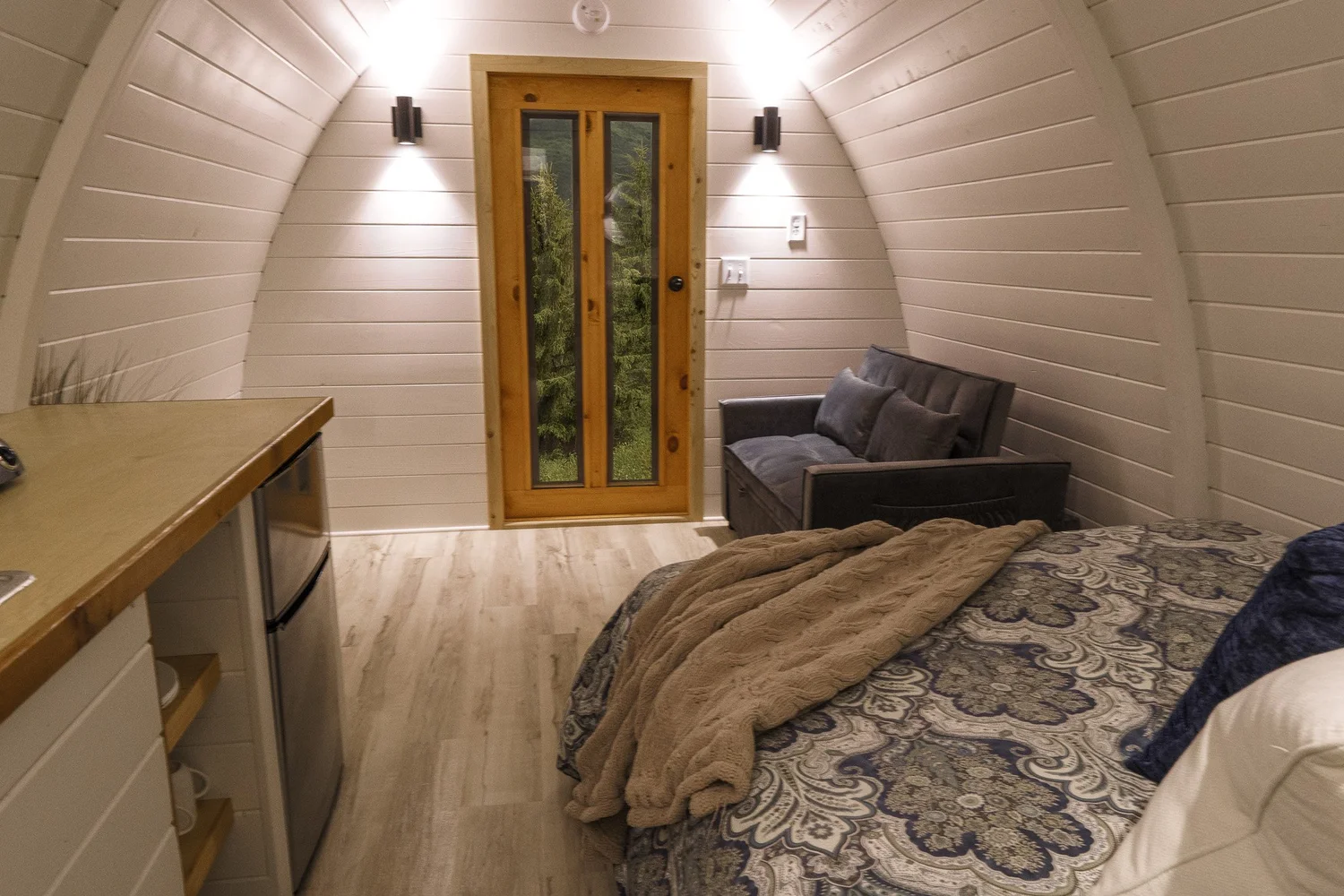 Mega Pod XL: Spacious Glamping with Luxury & Comfort — Glamping Pods of ...