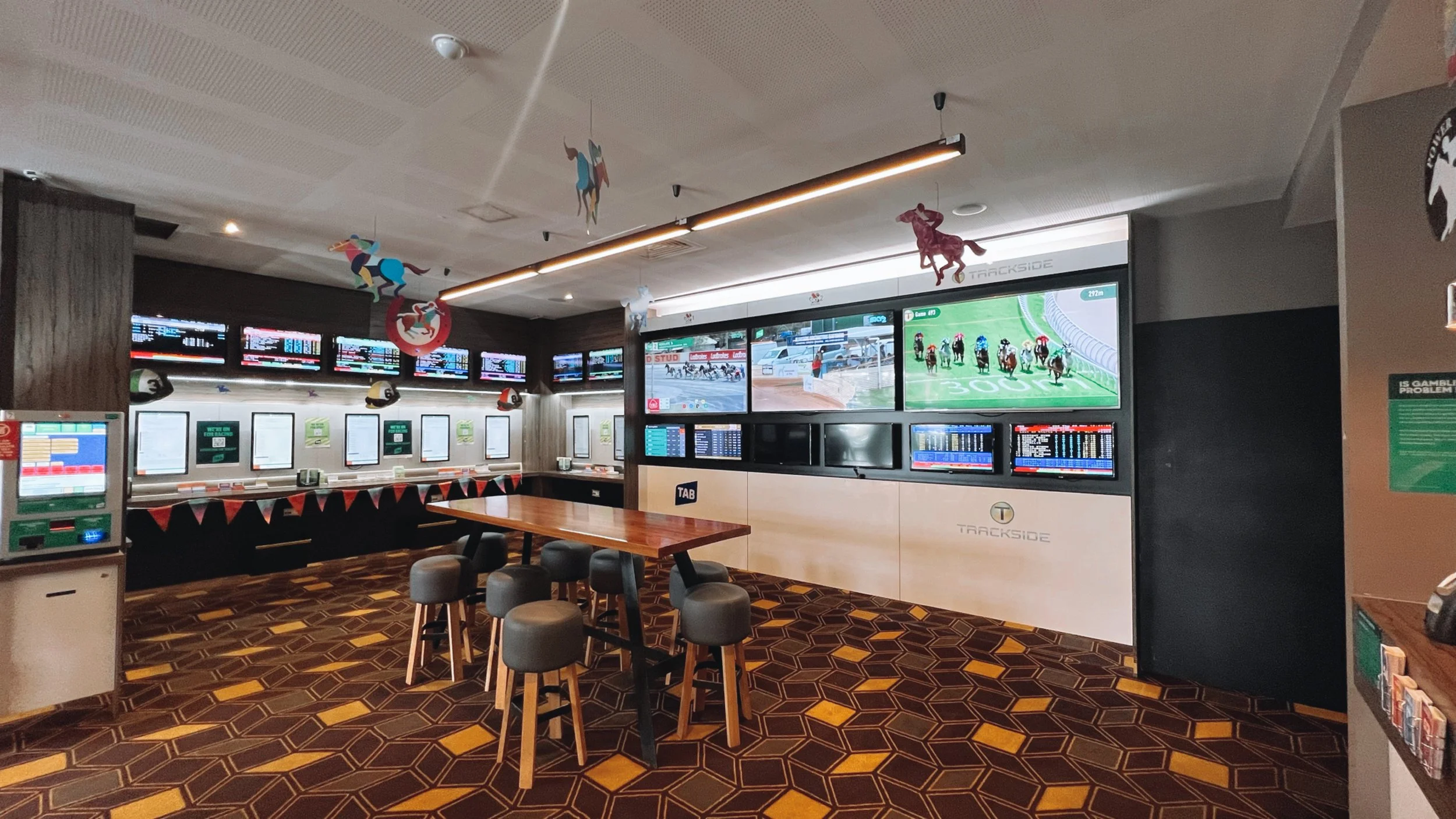 Sports Bar — Knox Tavern