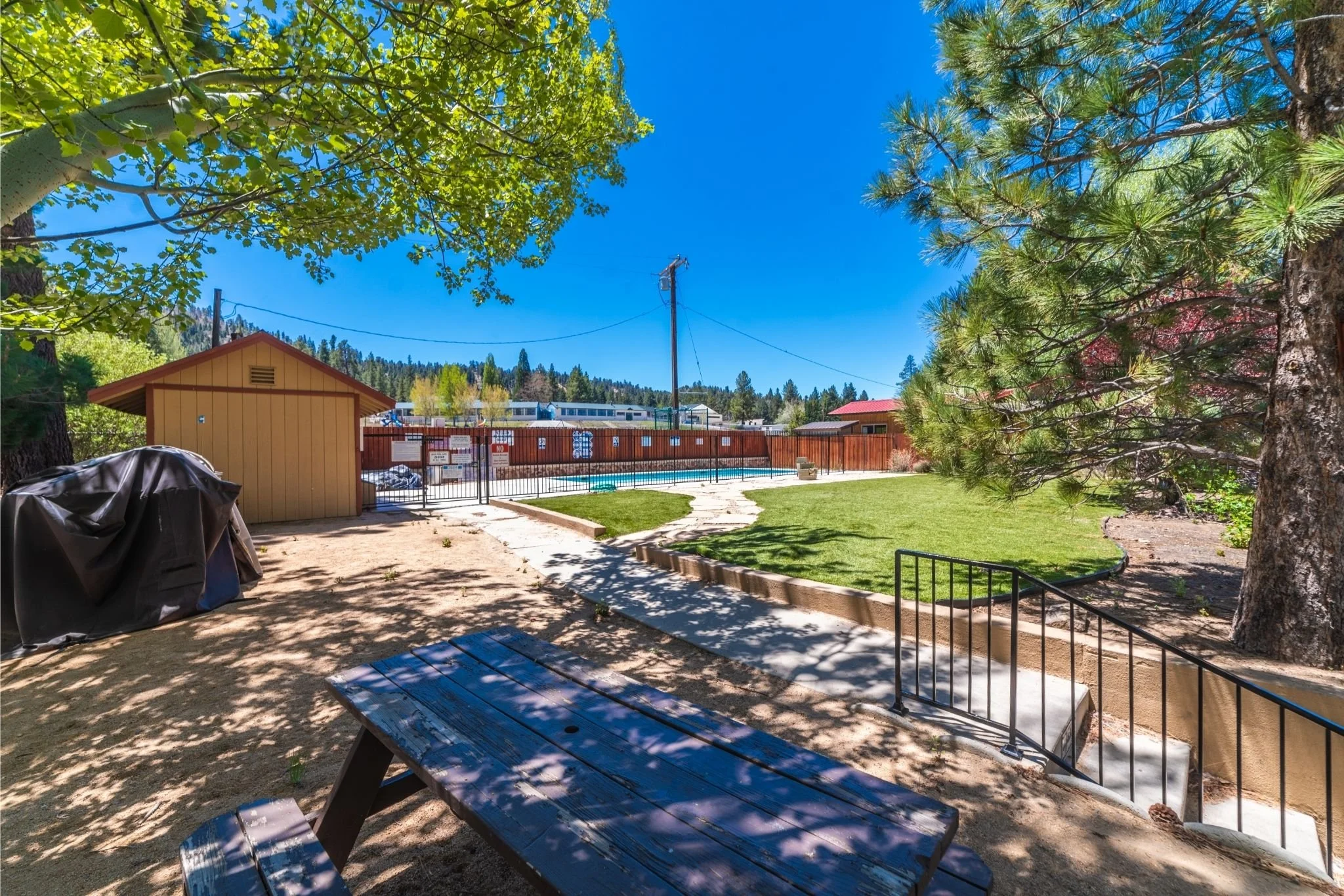 Gallery 1 — Big Bear Mobile Estates
