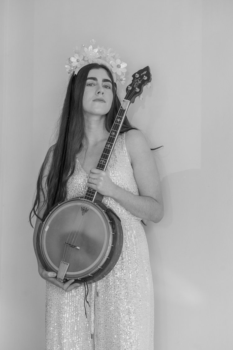 Maggie Carty | Experience Irish folk melodies — Join the Tour