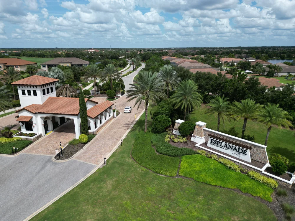 ESPLANADE GOLF & COUNTRY CLUB'S OPEN HOUSE EXTRAVAGANZA!