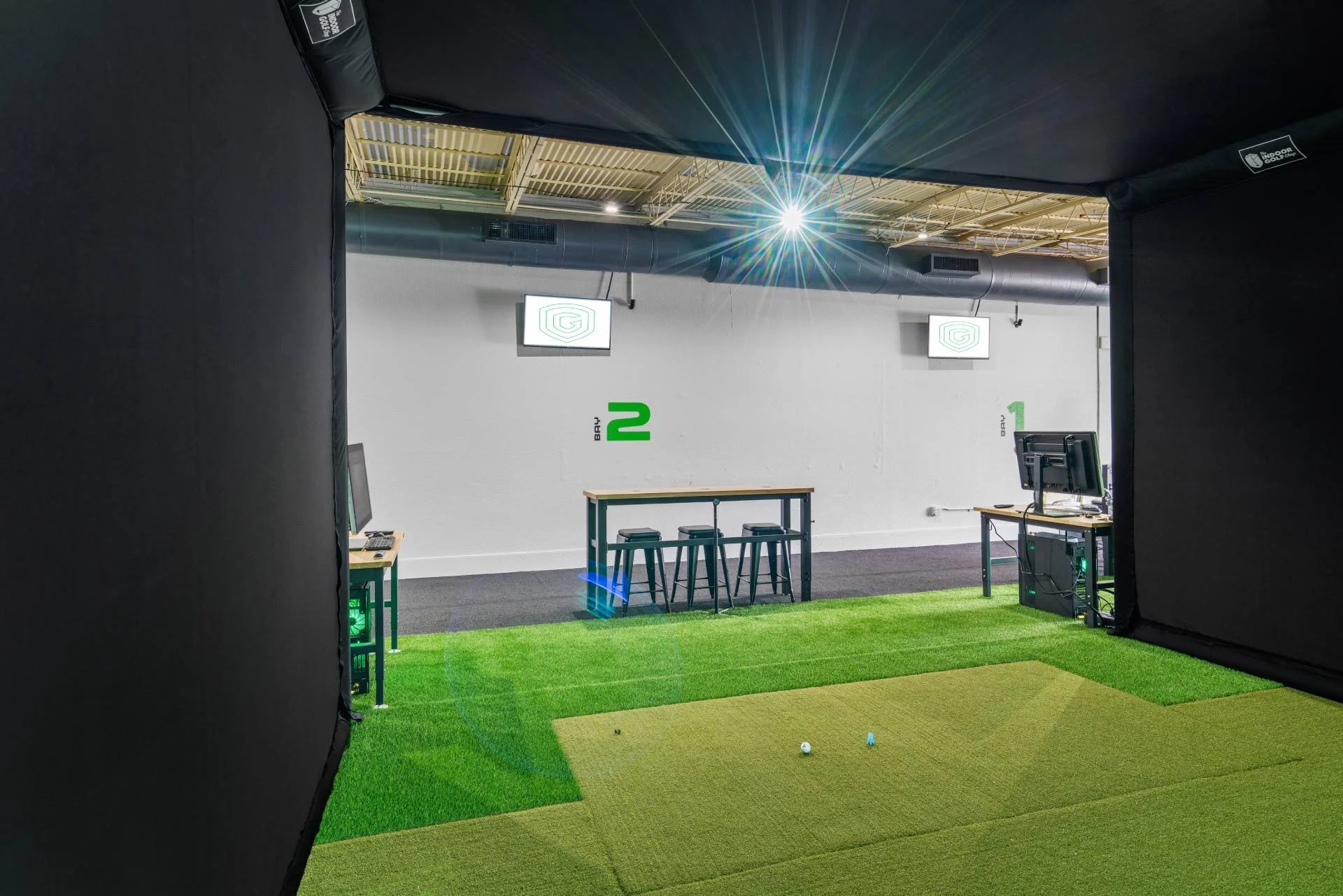golf simulator, golf lessons and indoor golf — Golf Spot