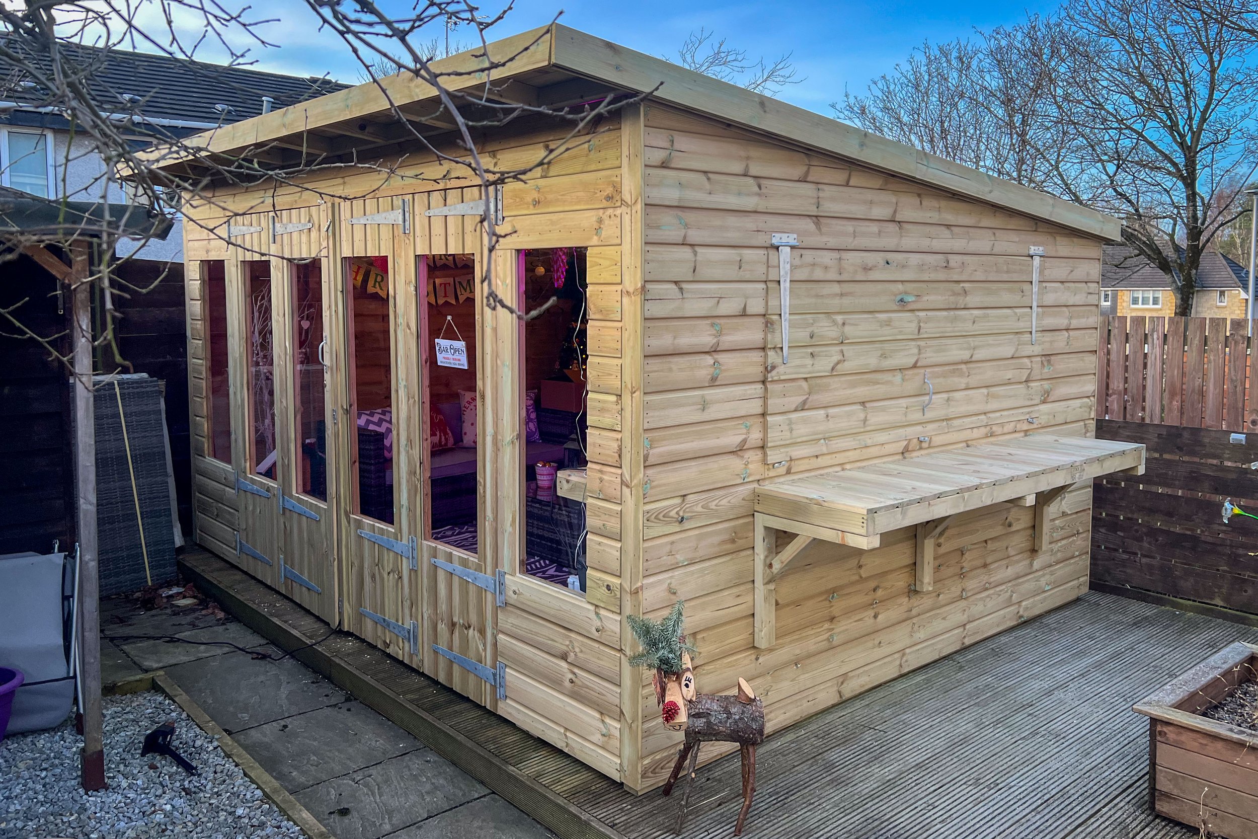 Bar Hatch Bi-Fold Summerhouse — SDS Garden Buildings & Landscapes