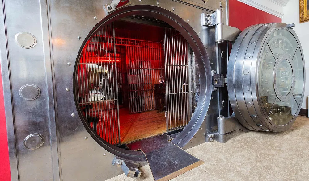 About the O'Neil — The O'Neil Hotel