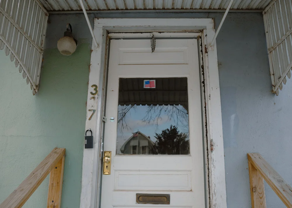 Hunter's Den — East Side