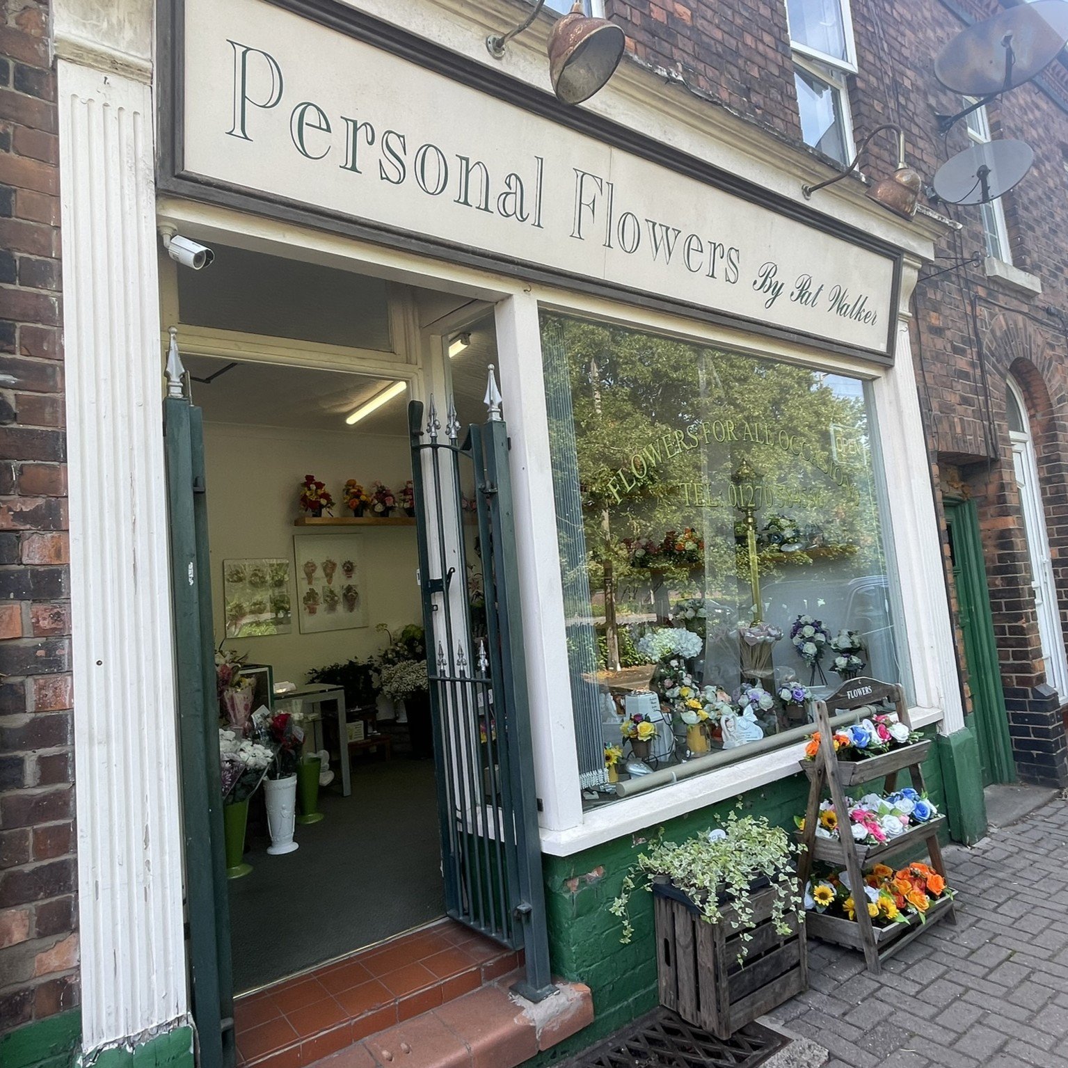 Personal Flowers Crewe