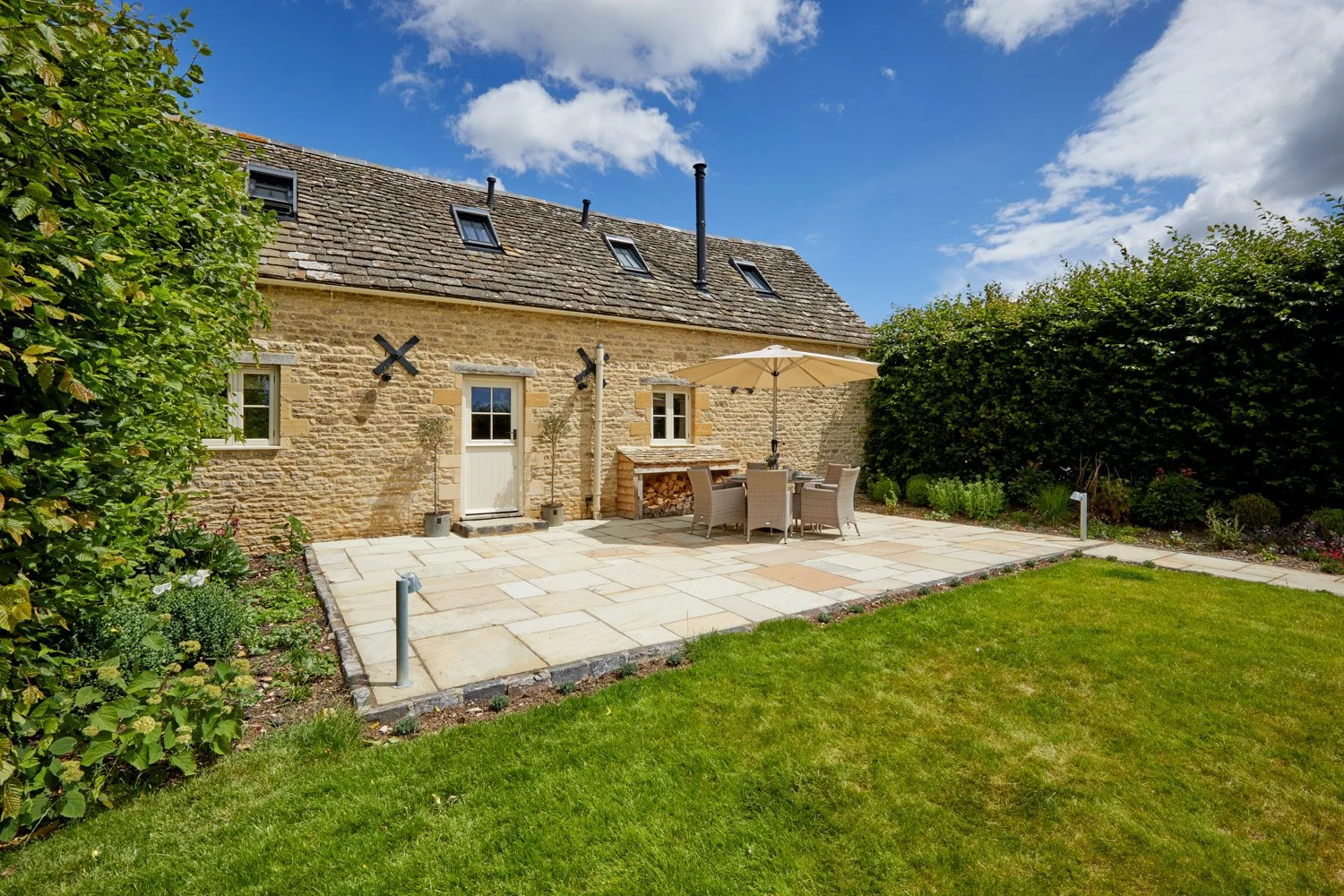 The Stables — Ampneyfield Barns