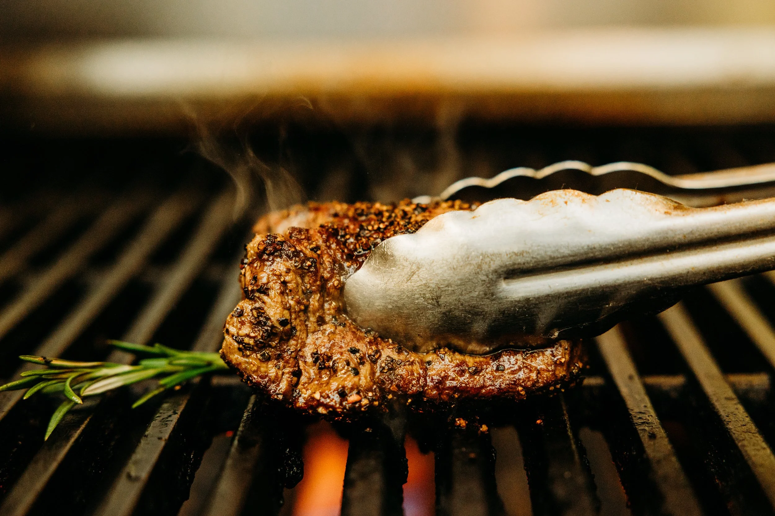 Bottoms Up Restaurant & Pub | Dine, Enjoy, Reserve