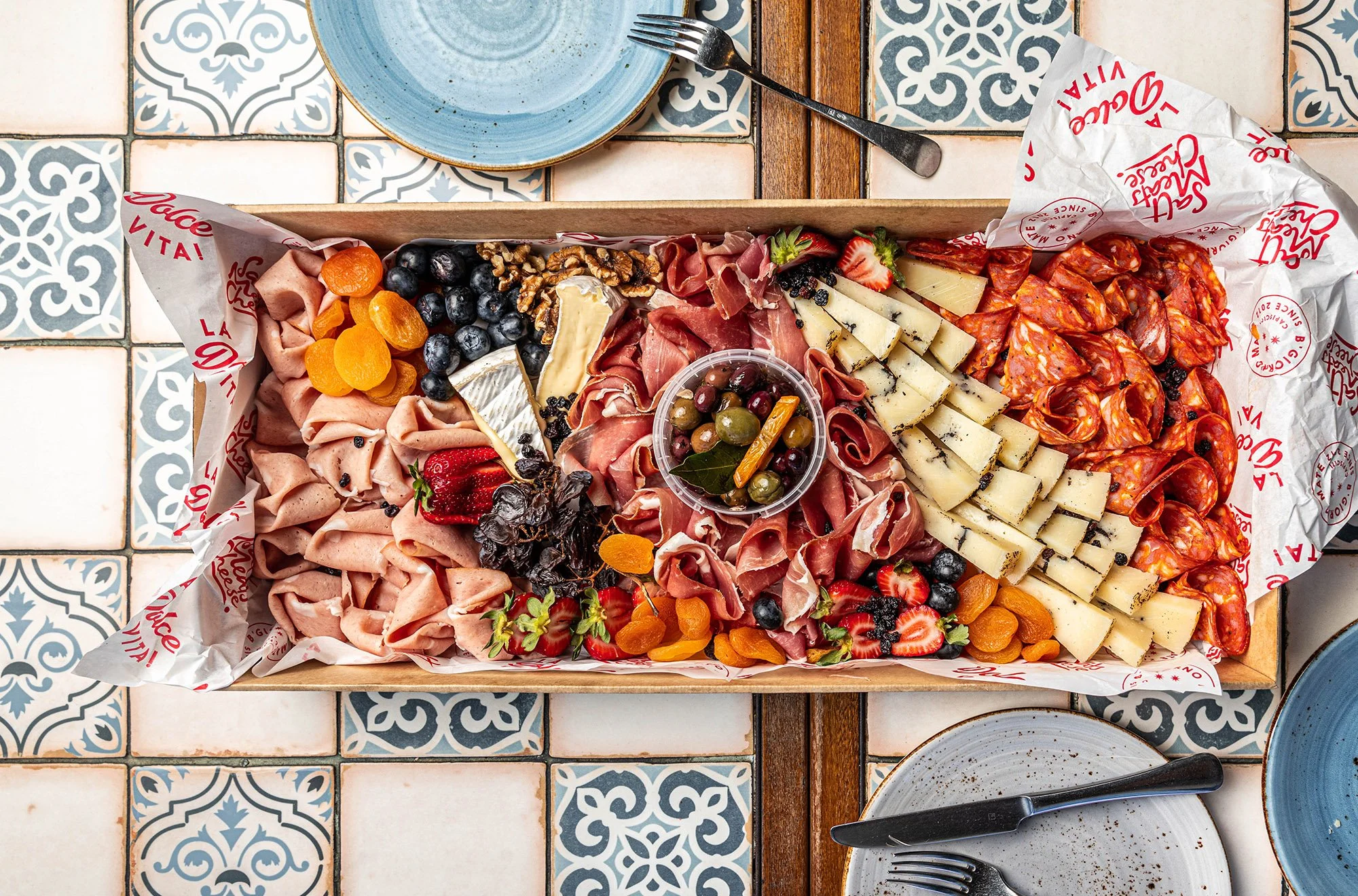 Italian Catering Delivered - Pizza, Pasta & Antipasto Boxes ...