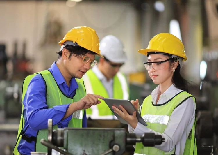 Structural Vibration Analysis for Commercial Stability — Exactus ...