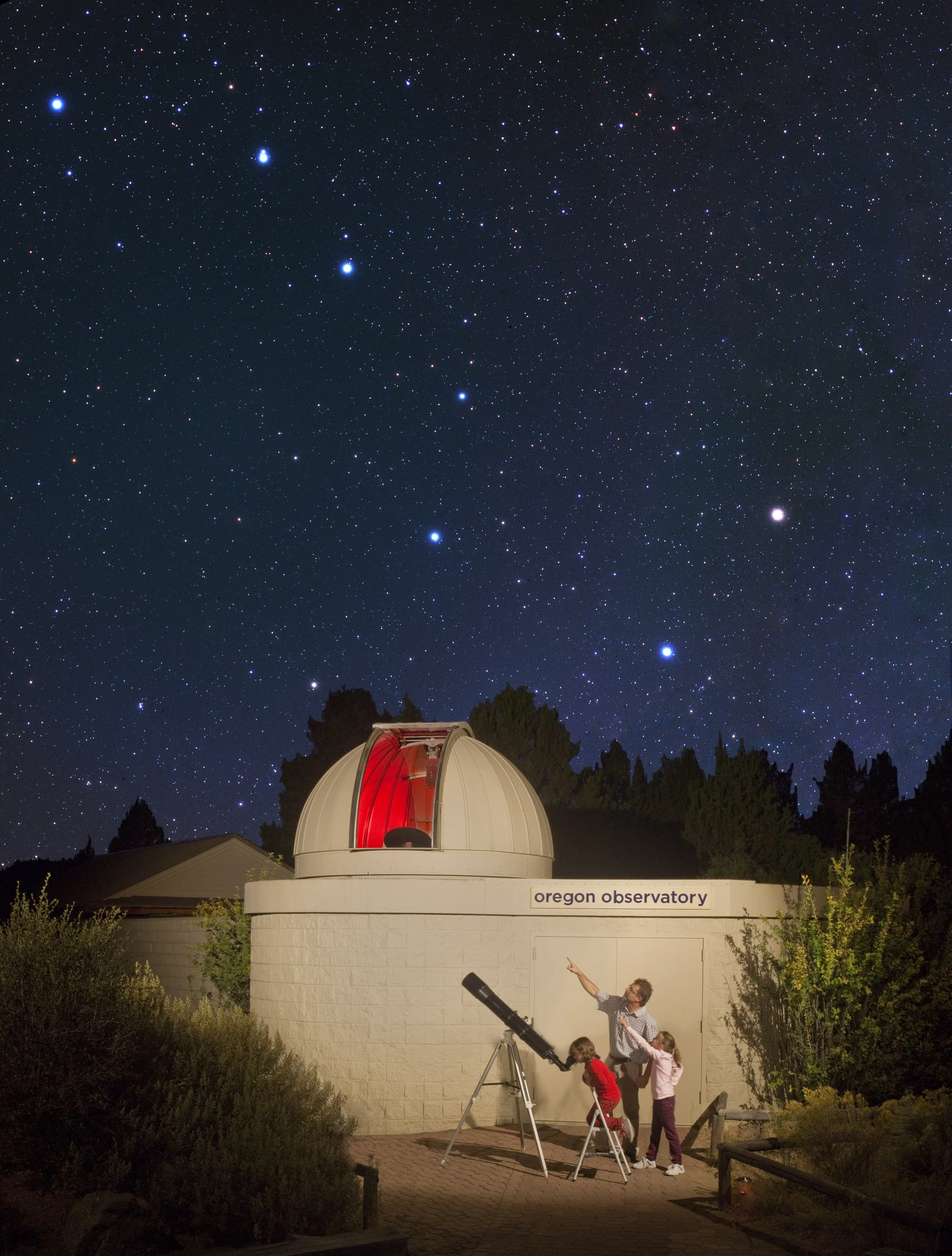 Sunriver Nature Center & Observatory | Explore nature, seek the stars!
