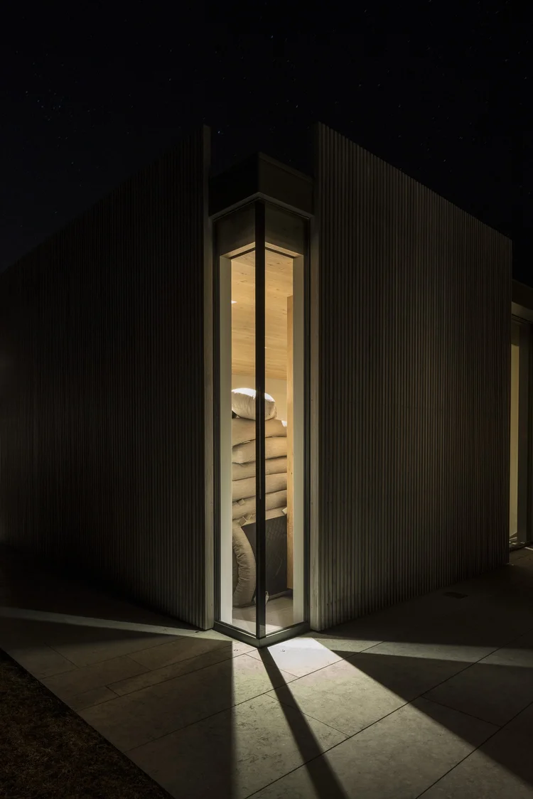 Interior and exterios Lighting design for residential and commeecial ...