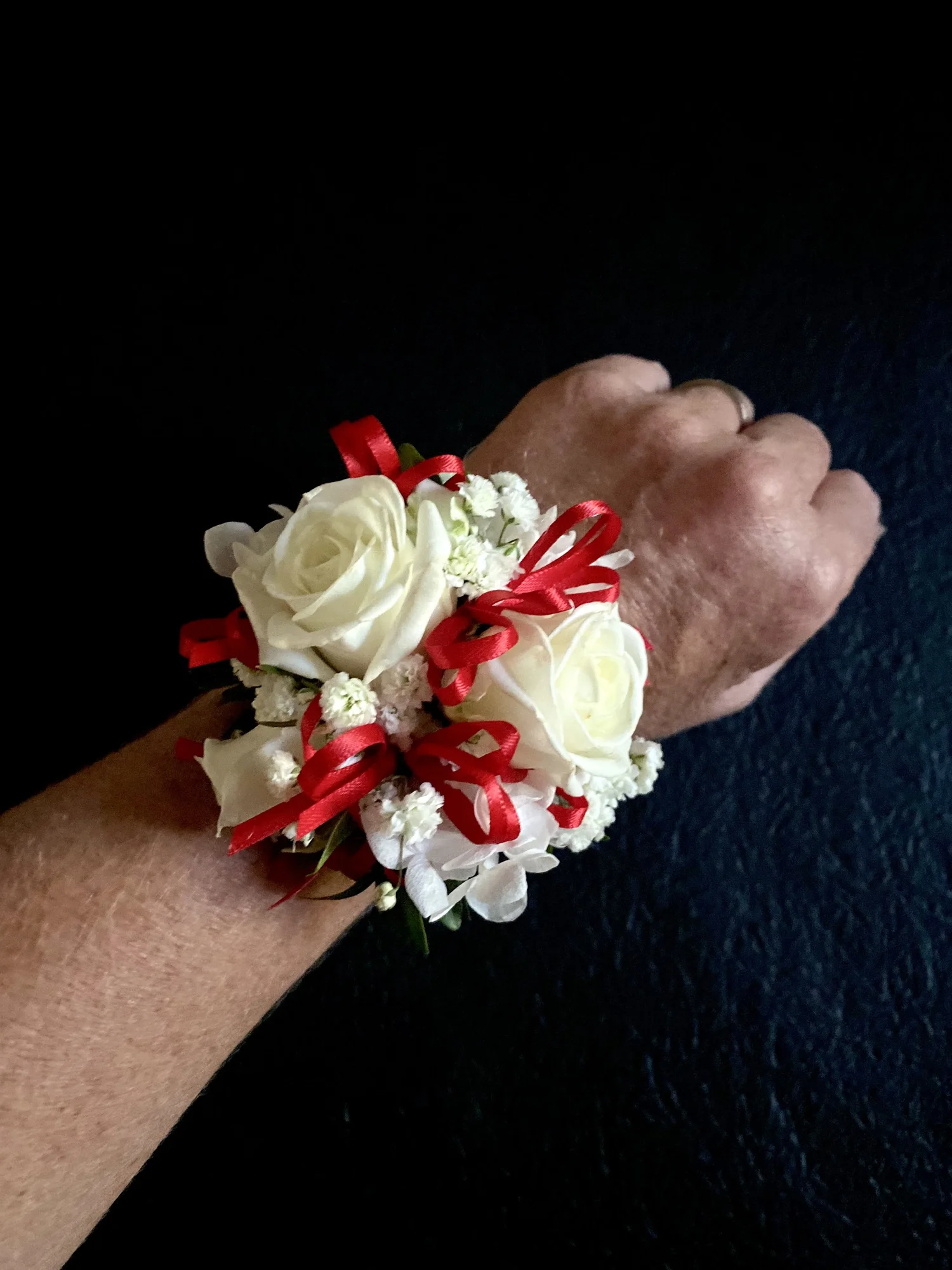 School Ball Flowers Perth | Corsages & Buttonholes | Wild Heart Flowers ...