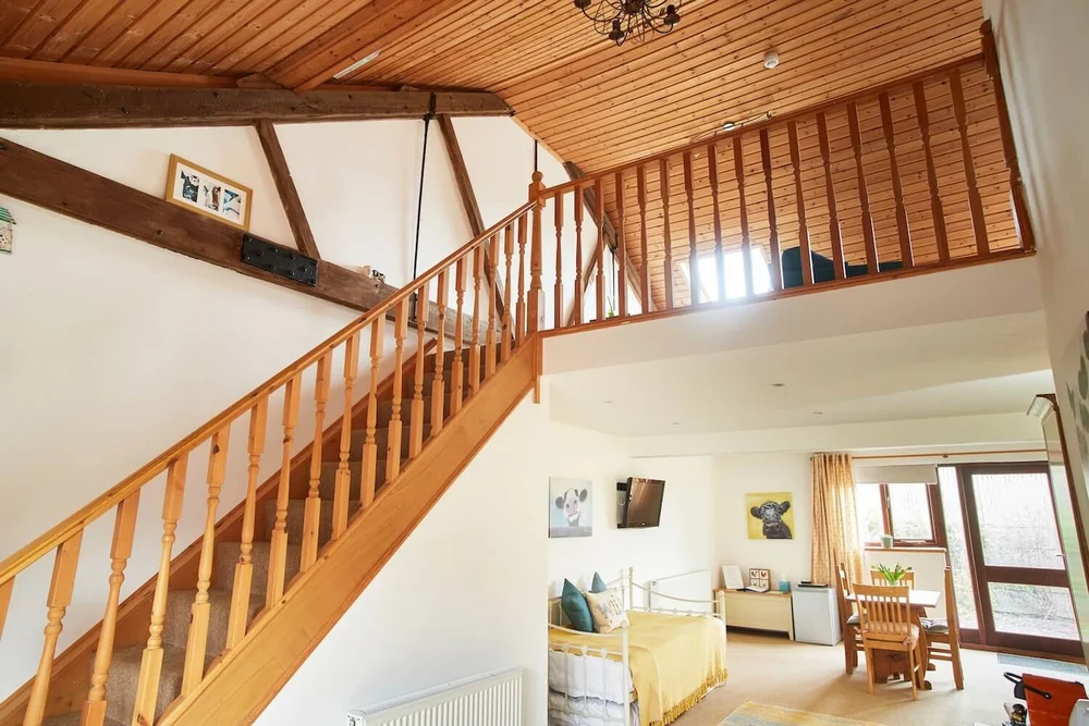 The Cow Shed, B&B Room, North Norfolk — Dairy Barns