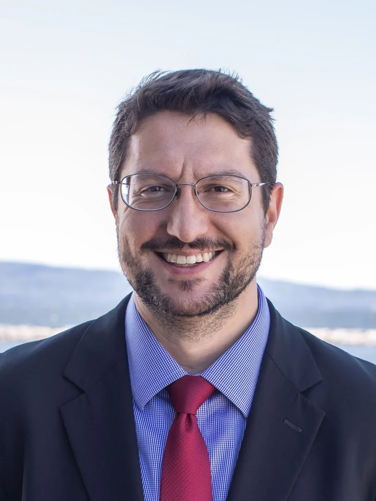 Evan Barquist, Esq. | Empower Your Legal Journey — Montroll, Oettinger ...