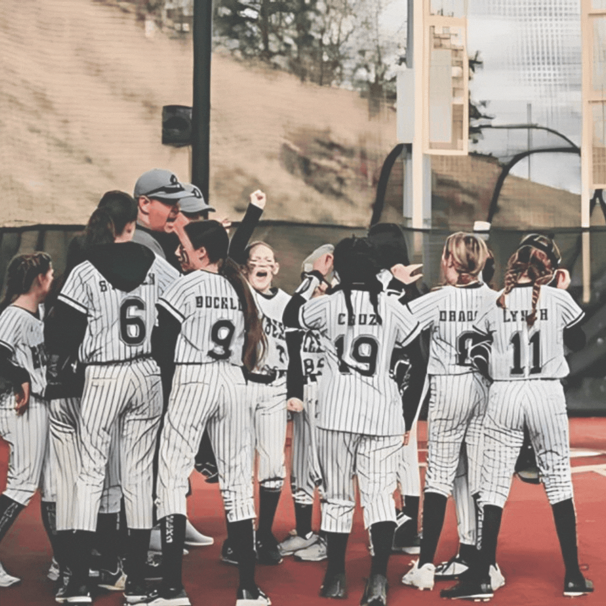 Softball Coaching Tips: How to Build Leadership and Team Chemistry — OC ...