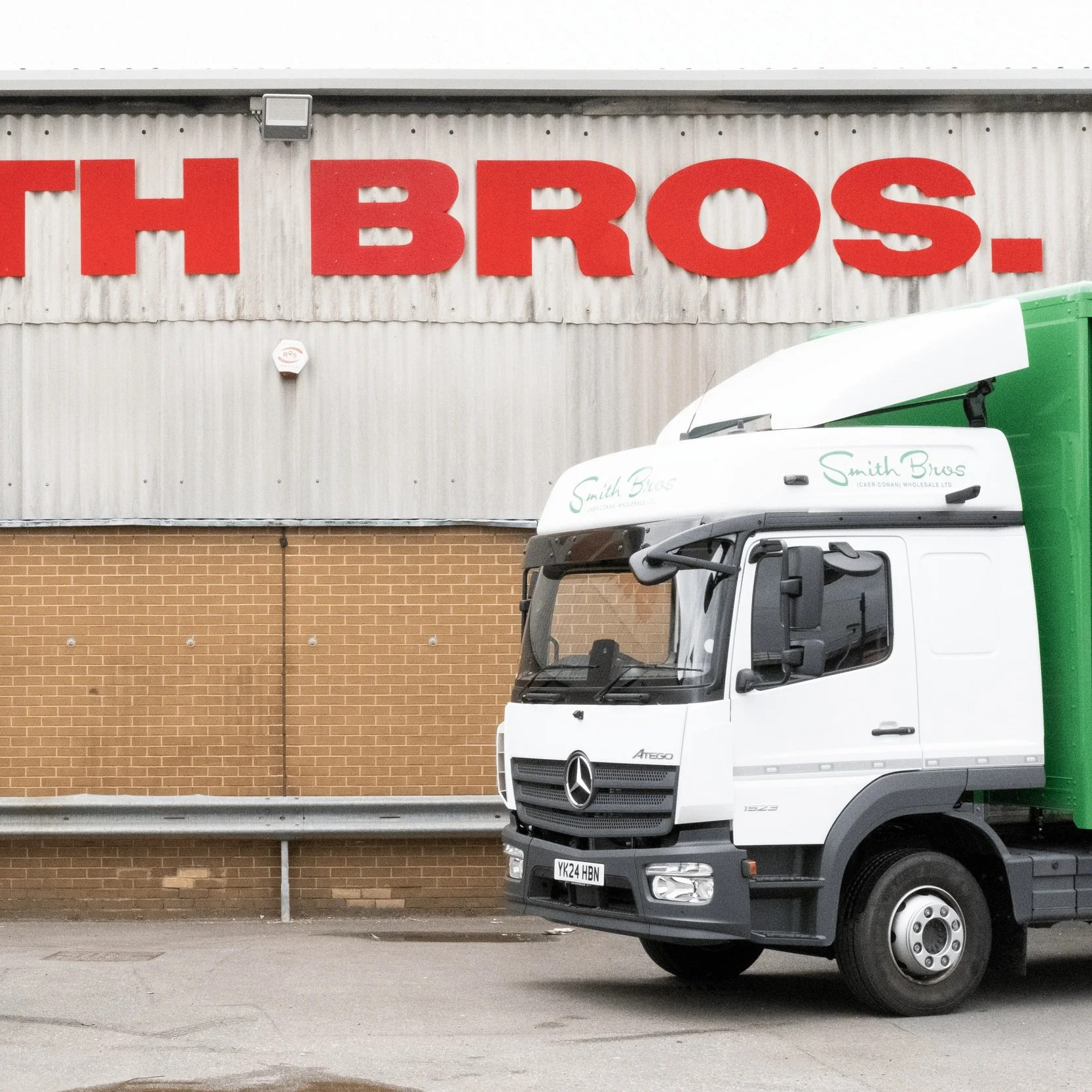 Smith Bros | Discover Reliable Electrical Solutions Today