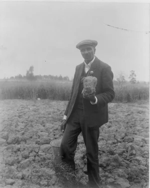 George Washington Carver — George Washington Carver Museum and Cultural ...