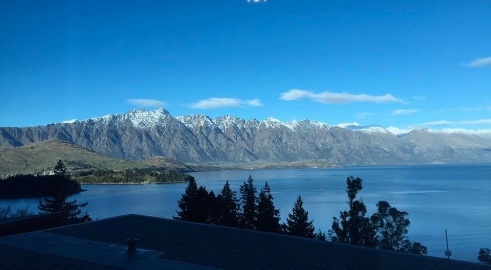 Invercargill to Queenstown — Catch a Bus South
