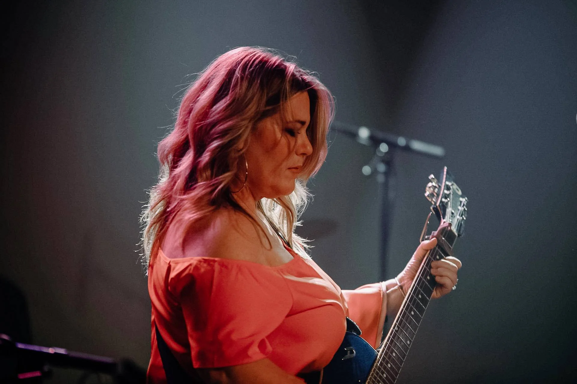 Jeni Grouws | Experience Roots Music - Join Now