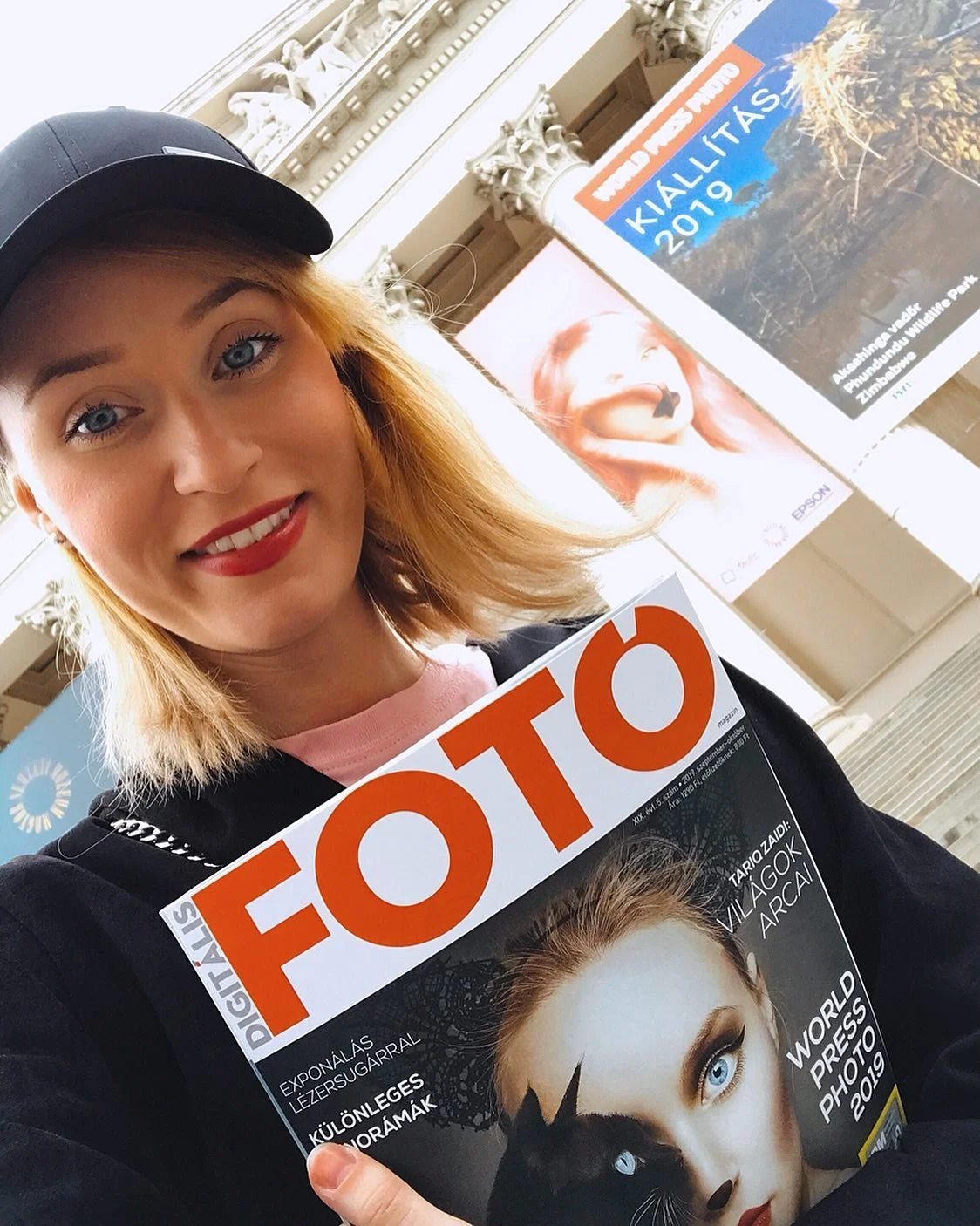About | Discover Flora's World — FLÓRA BORSI