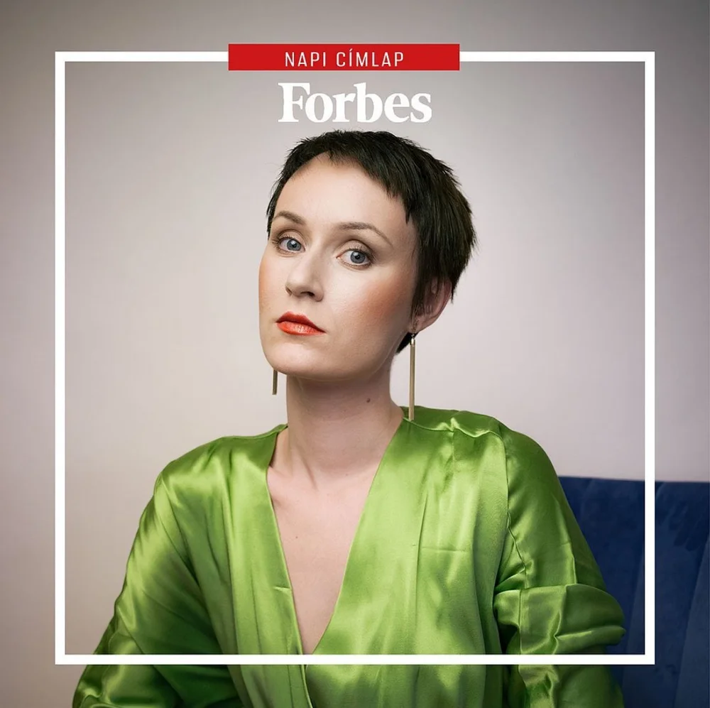 About | Discover Flora's World — FLÓRA BORSI