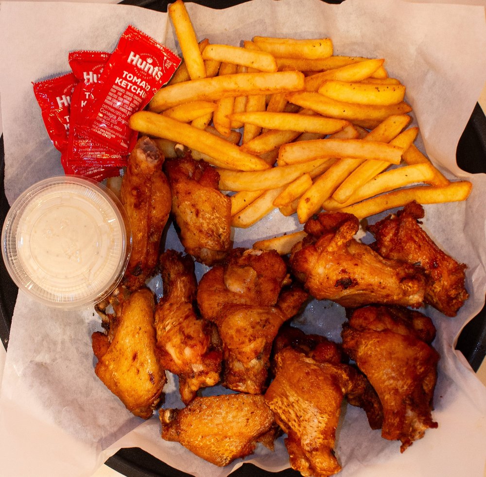 Juju's Wings and Daiquiri | Discover Bold Flavors