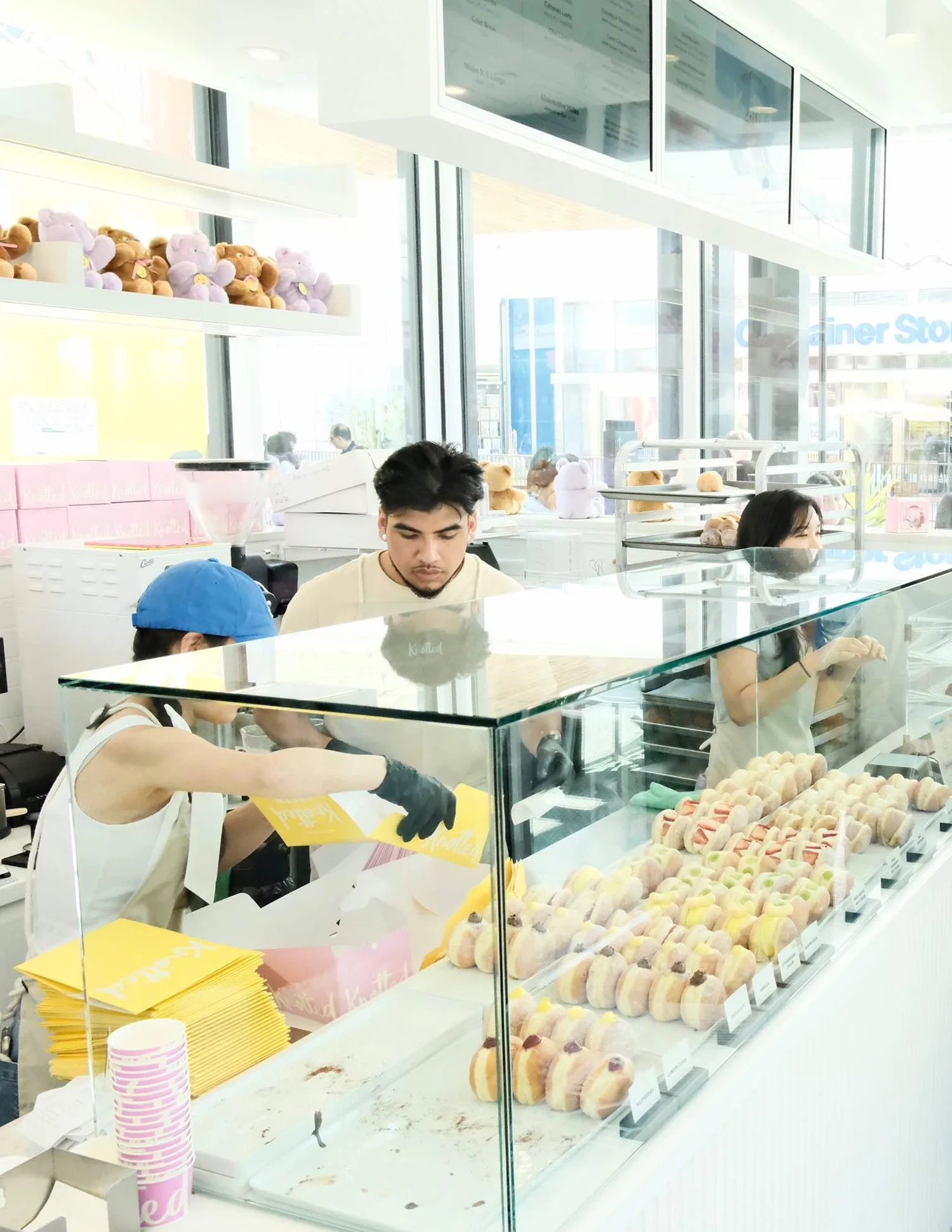 Careers — Cafe Knotted