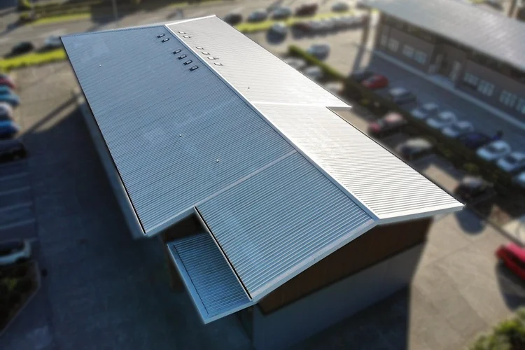 Swift Roofing install Maxispan Roof & Box Gutters to Commercial Office ...