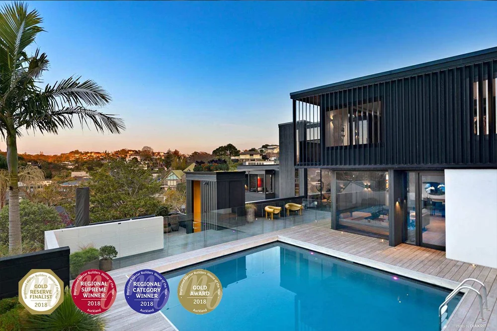 Swift Roofing installs new Trimrib Roof to House of the Year Category ...