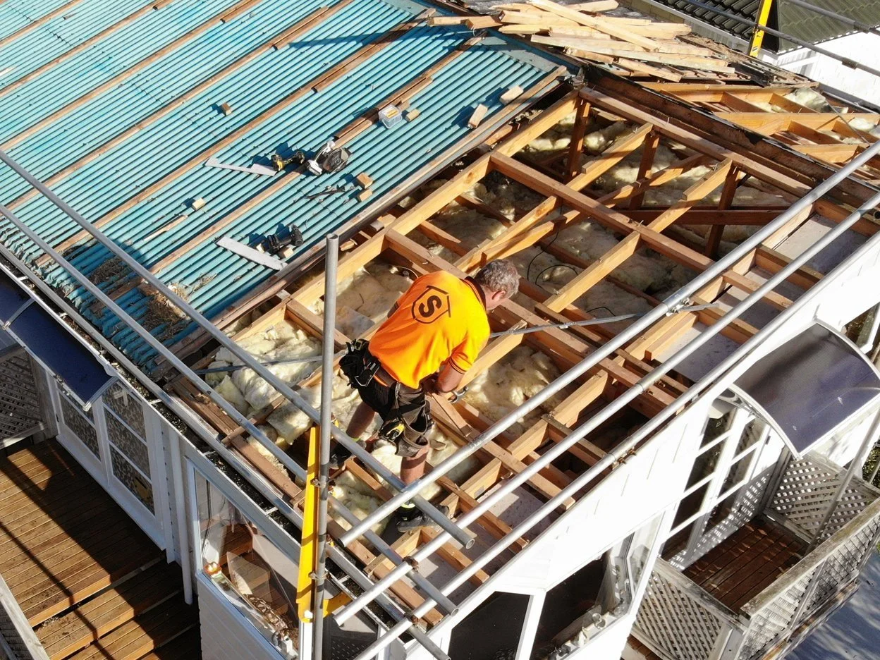 Swift Roofing HOME